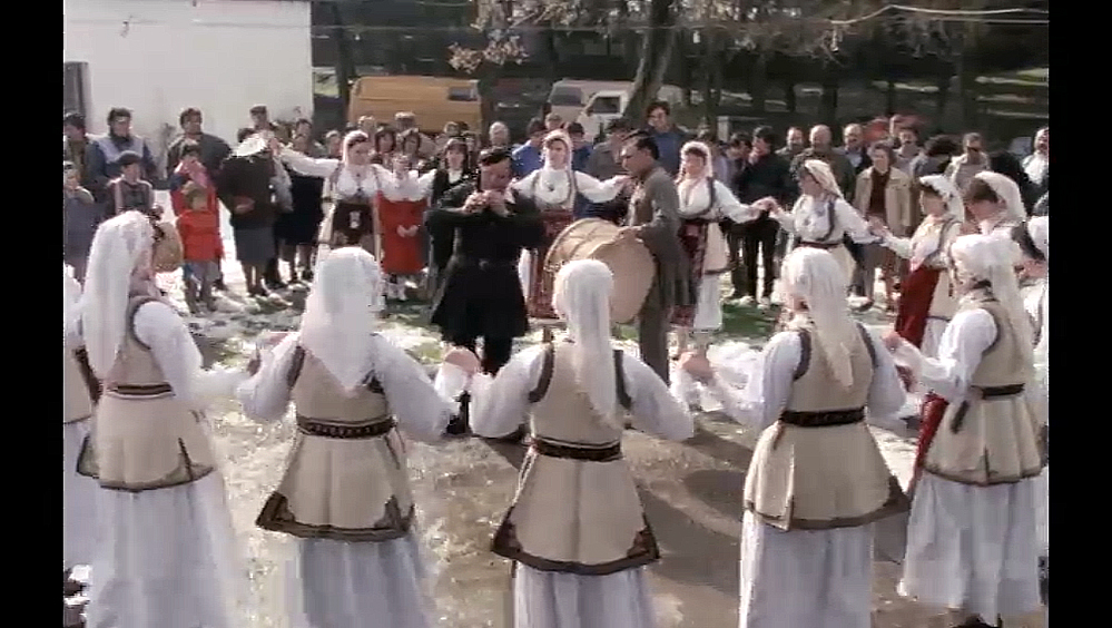 Καθαρά Δευτέρα στη Ρούμελη... 40 χρόνια πριν! | ert.gr